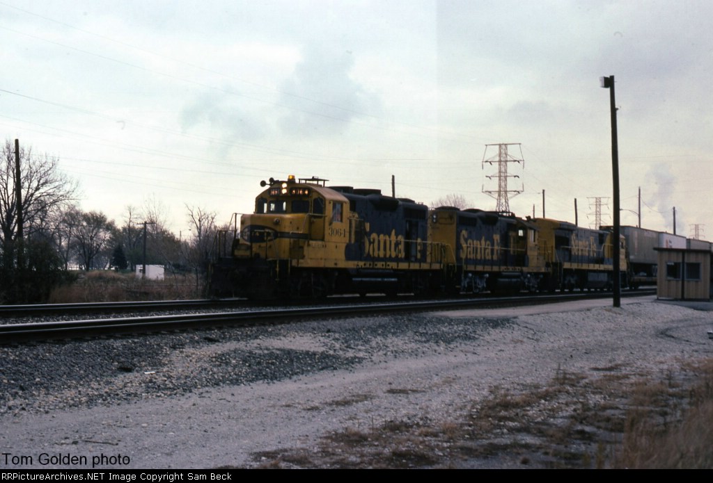 ATSF 3064 and 3033
